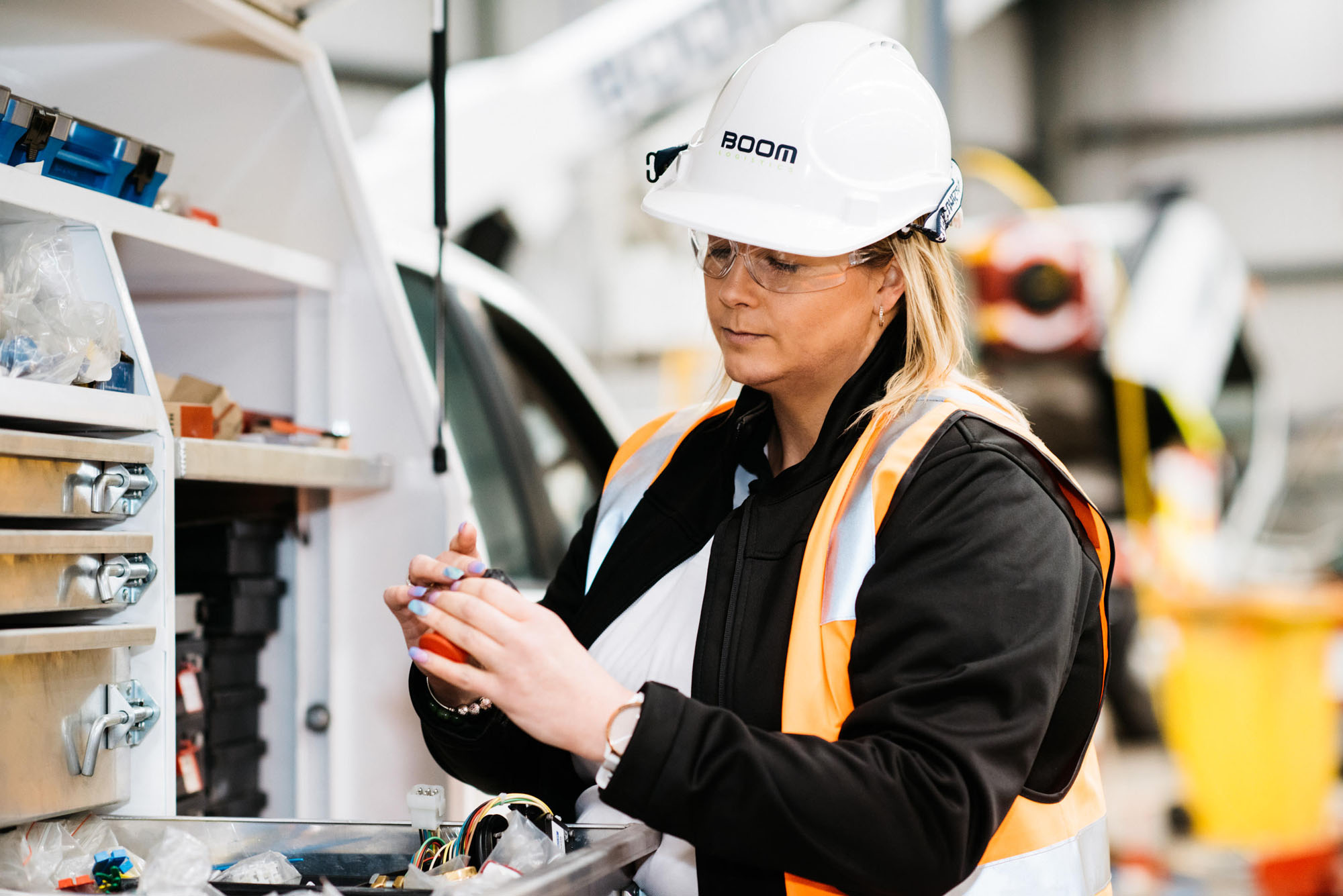 Cranes & Travel Towers | BOOM Logistics - Lifting Solutions